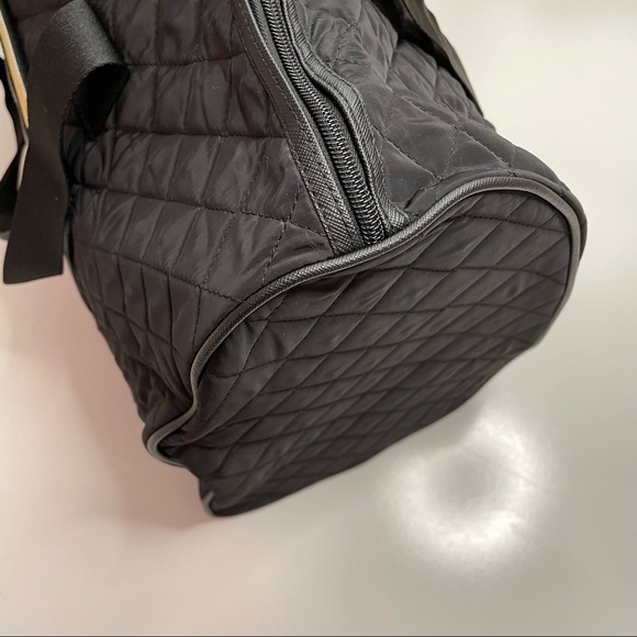 DSW | Bags | Dsw Exclusive Jm Wechter Black Quilted Duffel Weekender ...